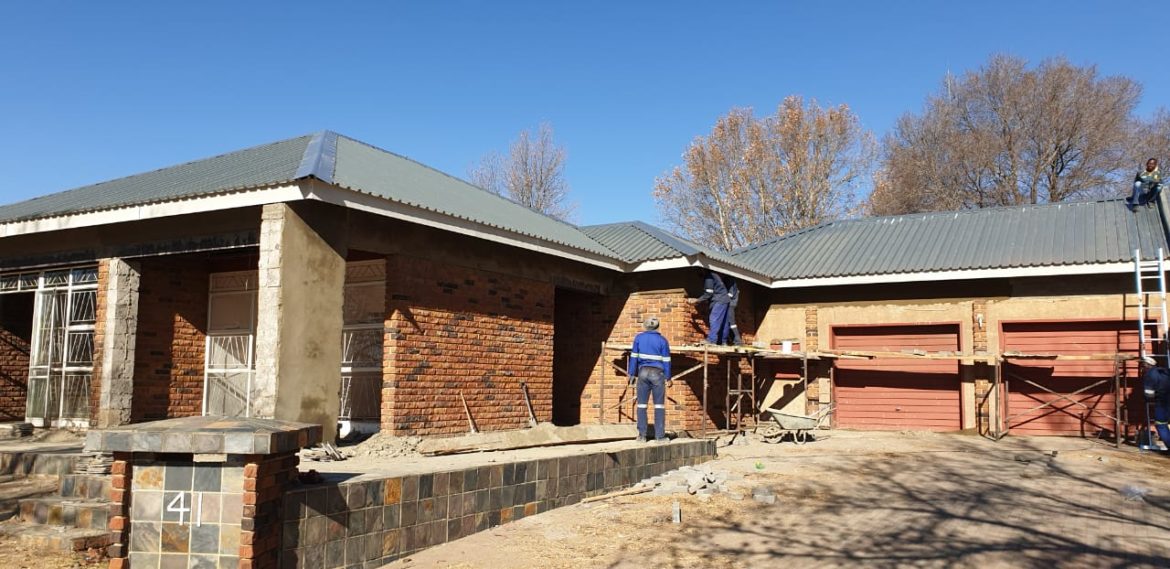 Complete Roofing Solutions – ECO Built